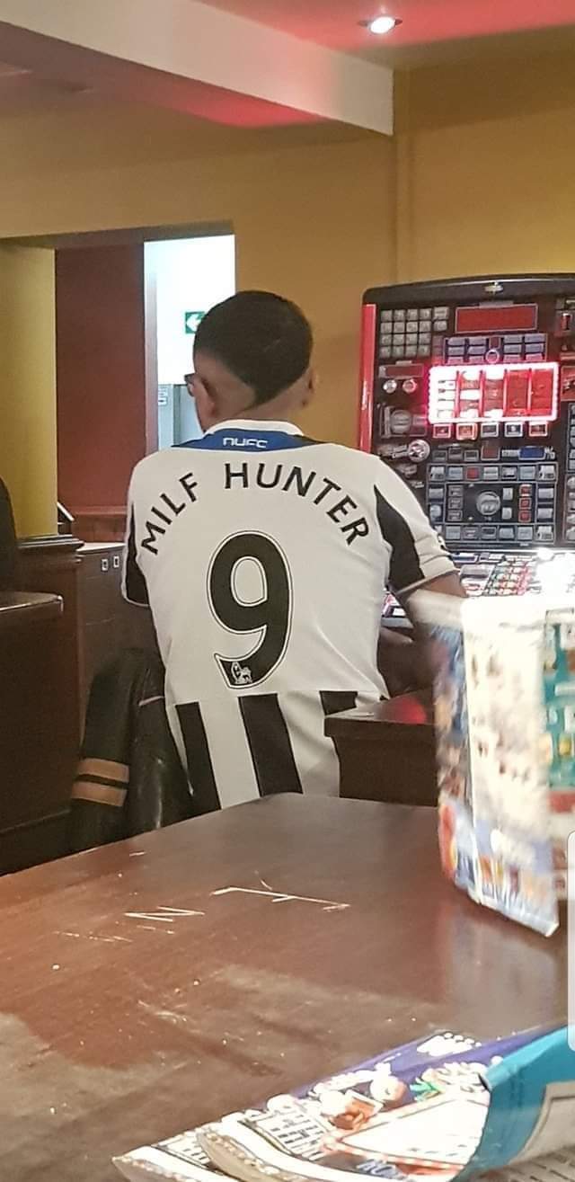 Milf Hunter Newcastle fan spotted | Scrolller