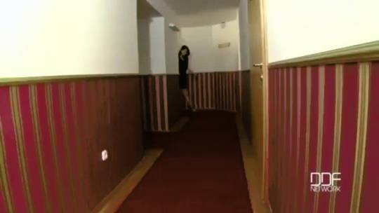 Misha Cross Leaves A Note Inviting Strangers Into Her Room The