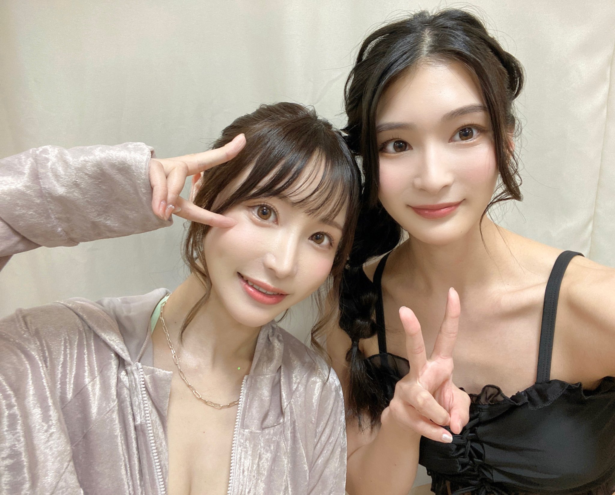 Moe and Suzu | Scrolller