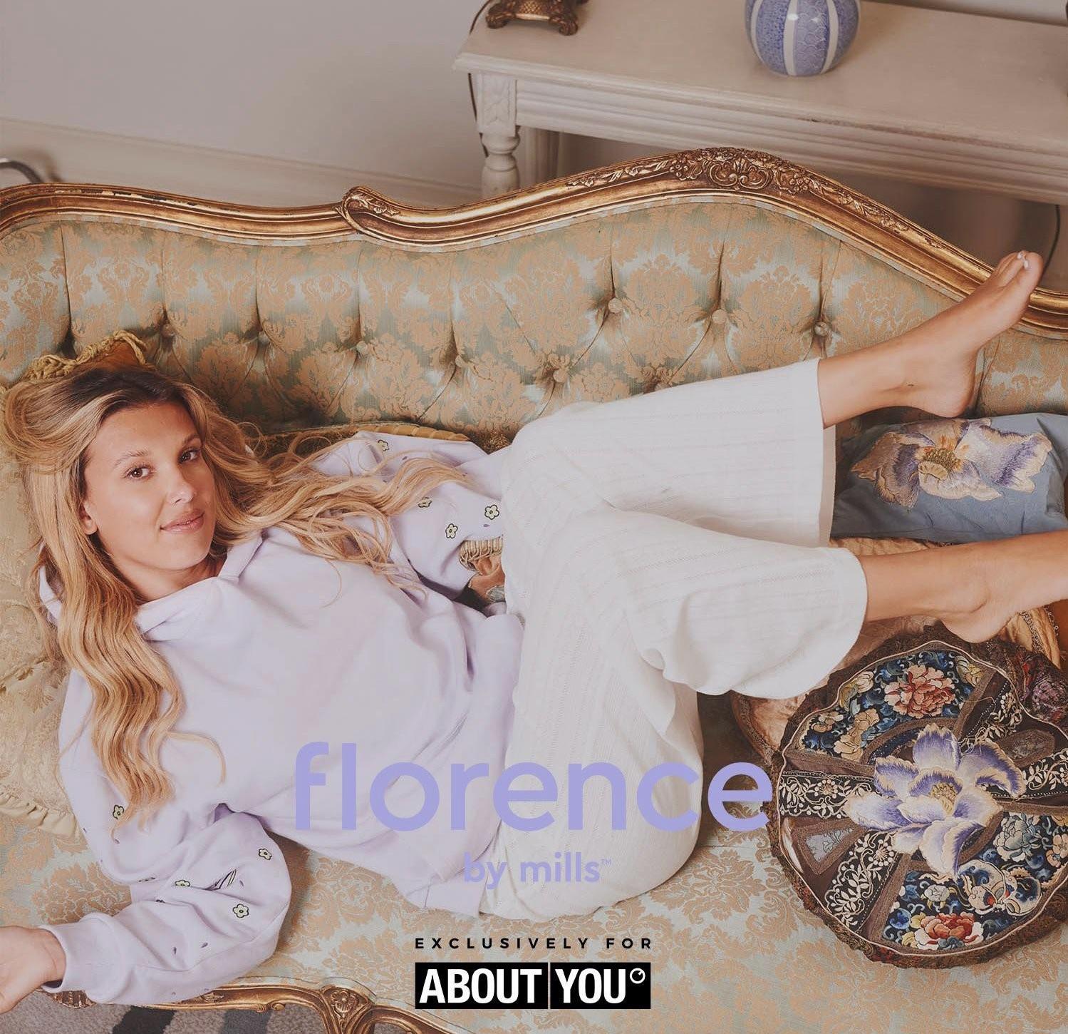 More feet | Scrolller