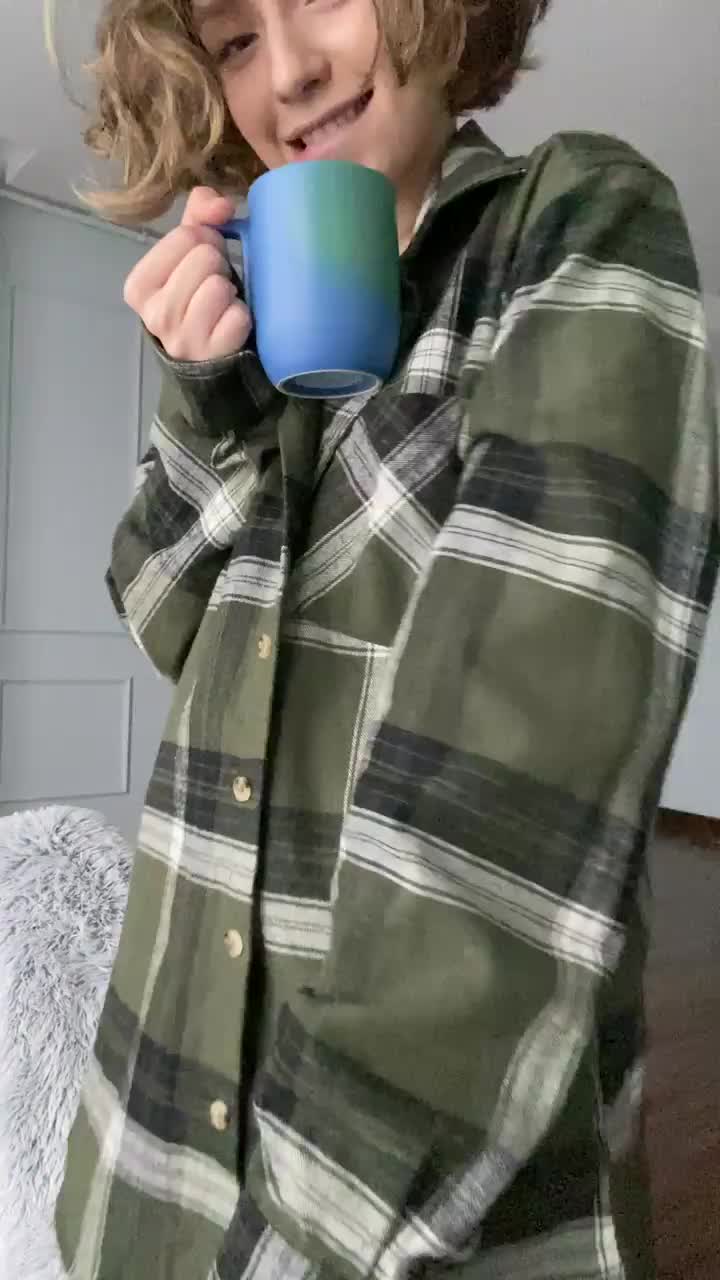 Morning! Time for a little fun :) 18F | Scrolller