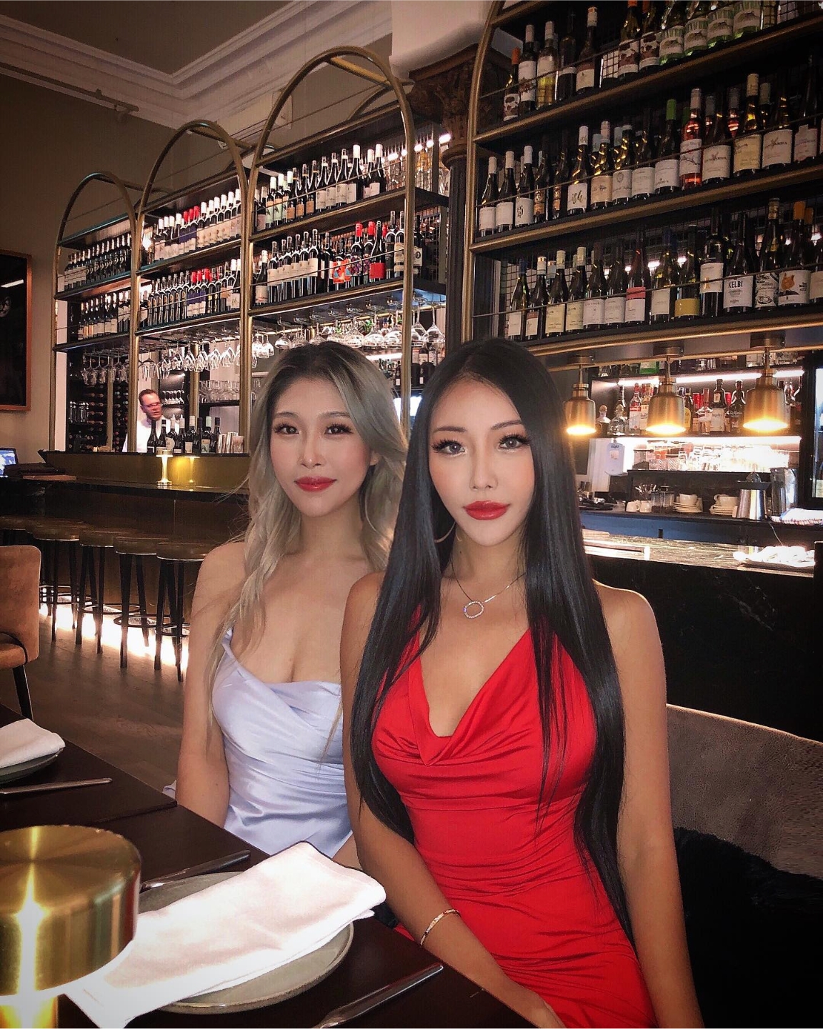 Mother or daughter? | Scrolller