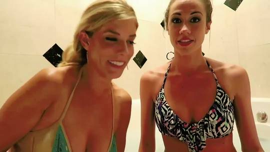 Mutual admiration | Scrolller