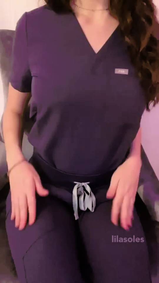 Am I fuckable enough for you to risk getting in trouble for? | Scrolller