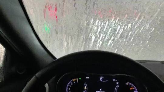 My boner in the crowded car wash | Scrolller