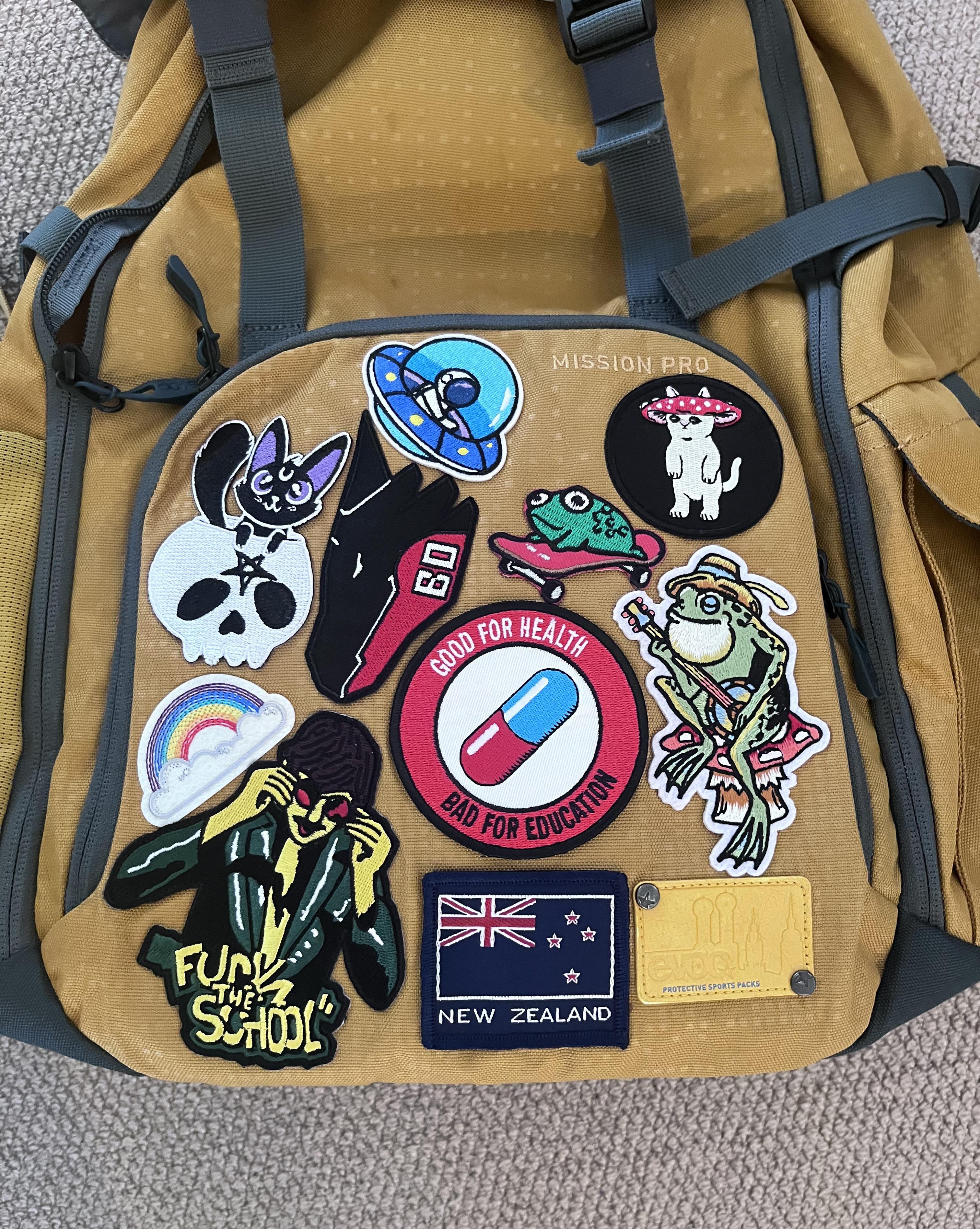 My college bag | Scrolller