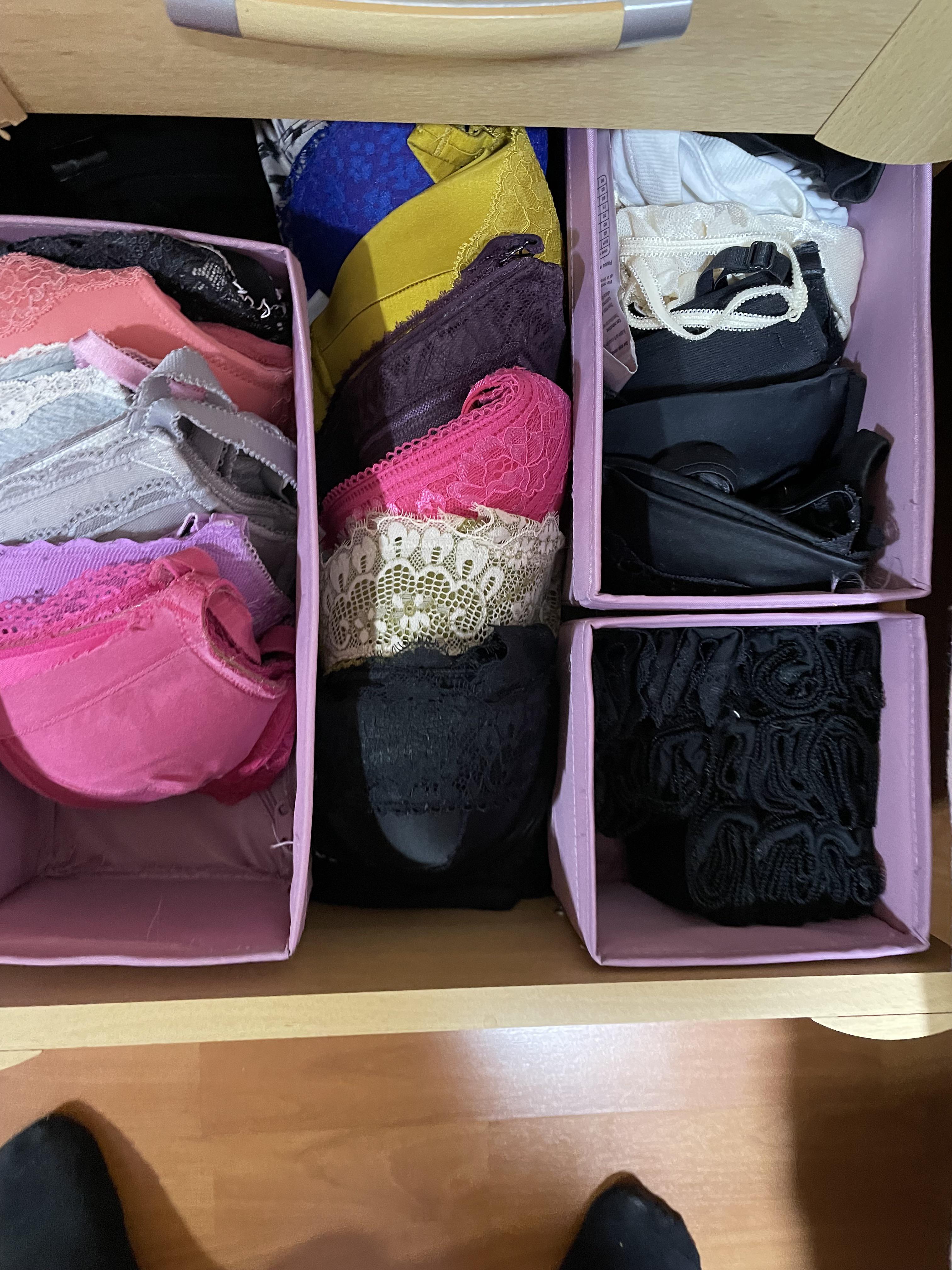 My cousin’s drawer | Scrolller