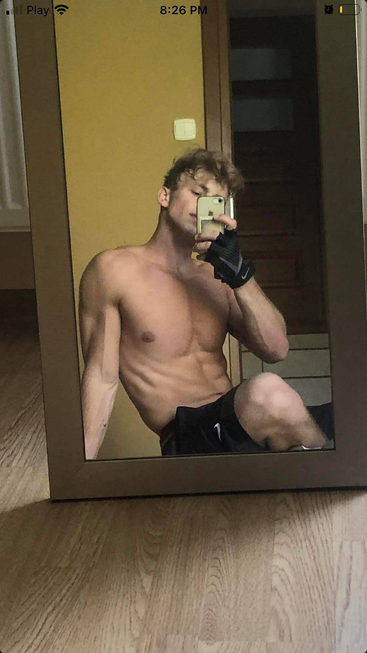 My form at 19 how do u rate it | Scrolller