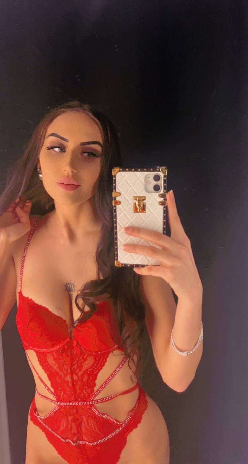 My fresh 18 year old titties are just the candy you're looking for | Scrolller