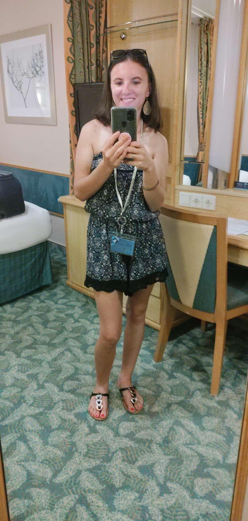 My girlfriend was shaved her armpits and accidentally cut her nipple ...