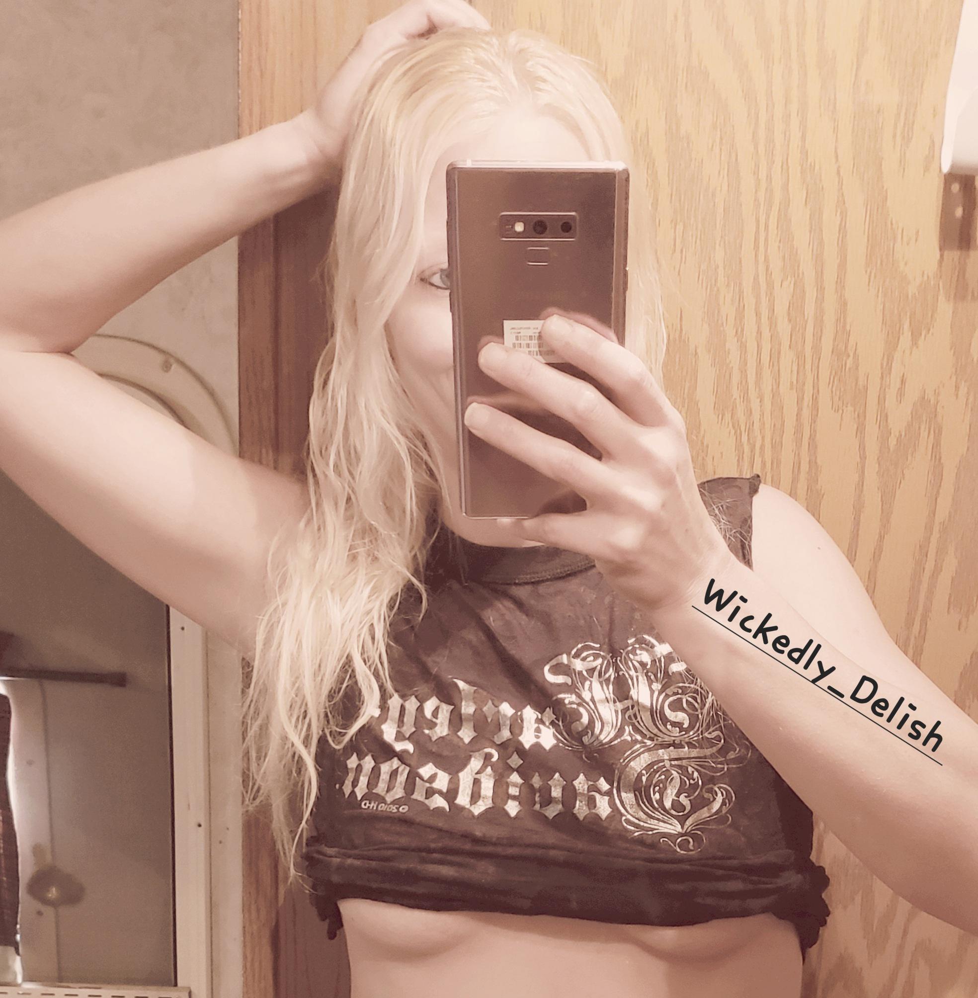 My husband worked me up yesterday then left me hanging while he's gone for the week. Anyone ...