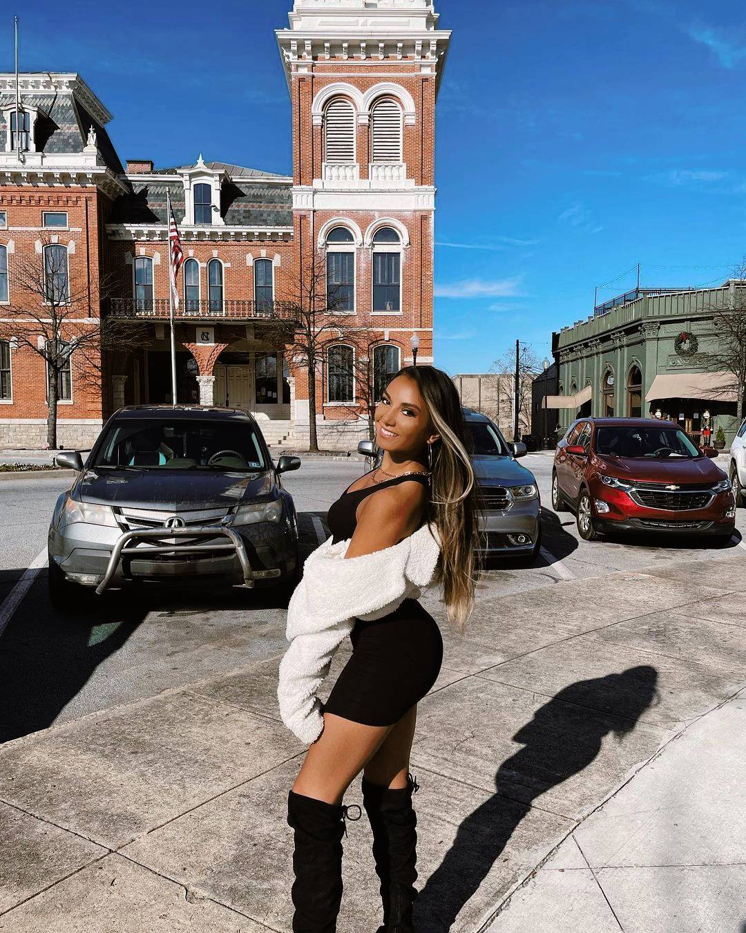 Mystic Falls - Vampire Diaries | Scrolller