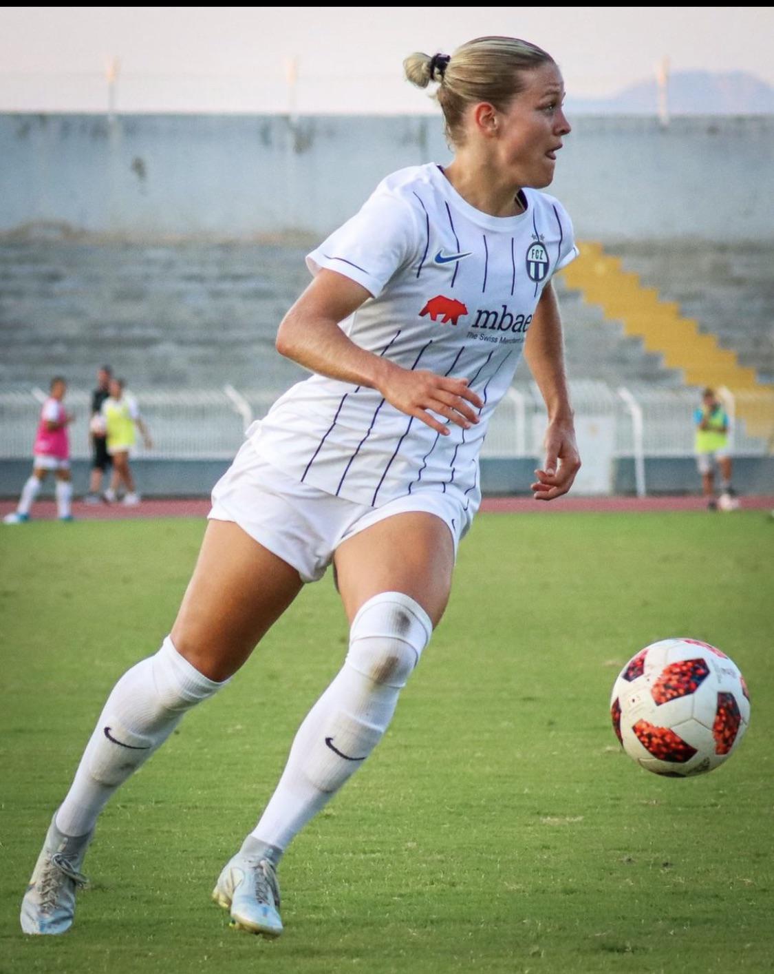 Nadine Riesen | Scrolller