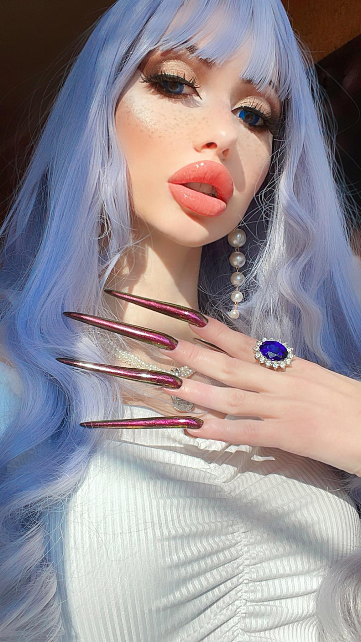 nails long | Scrolller