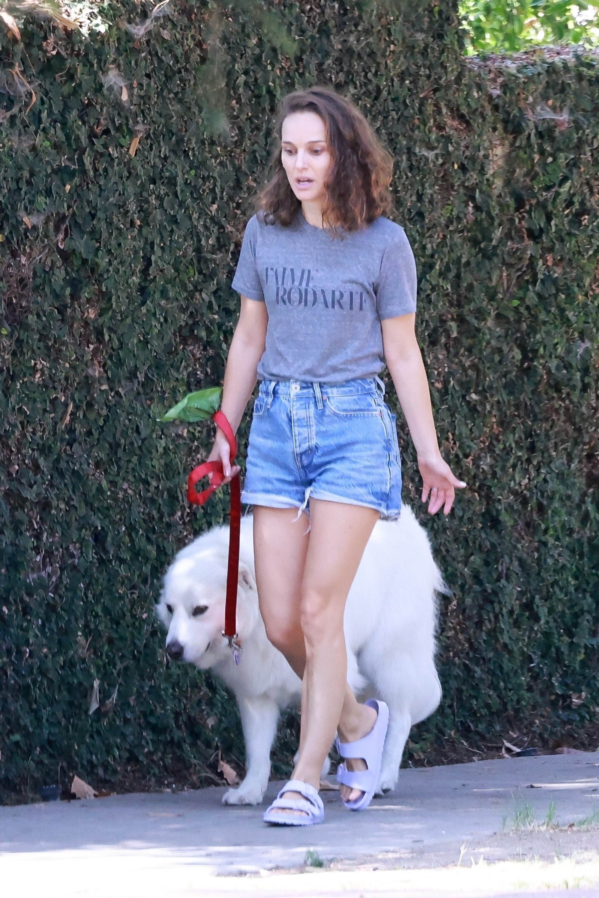 Natalie Portman Scrolller 3351