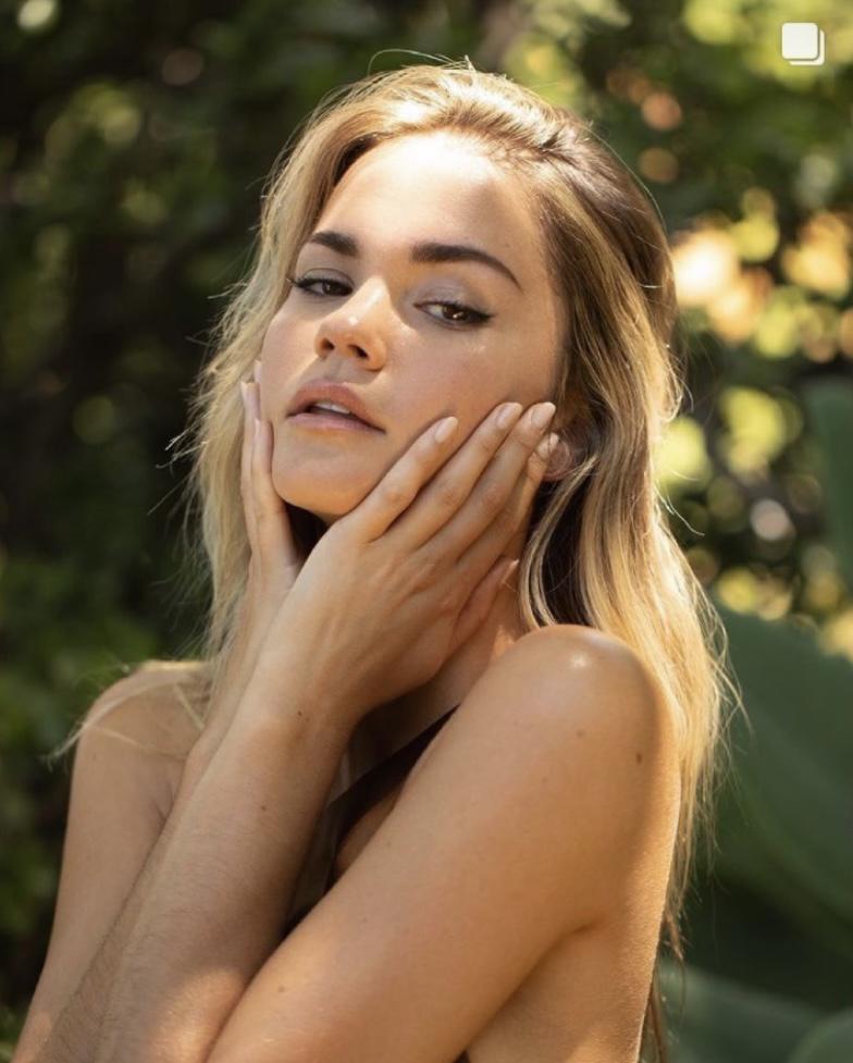 Natural Glow | Scrolller