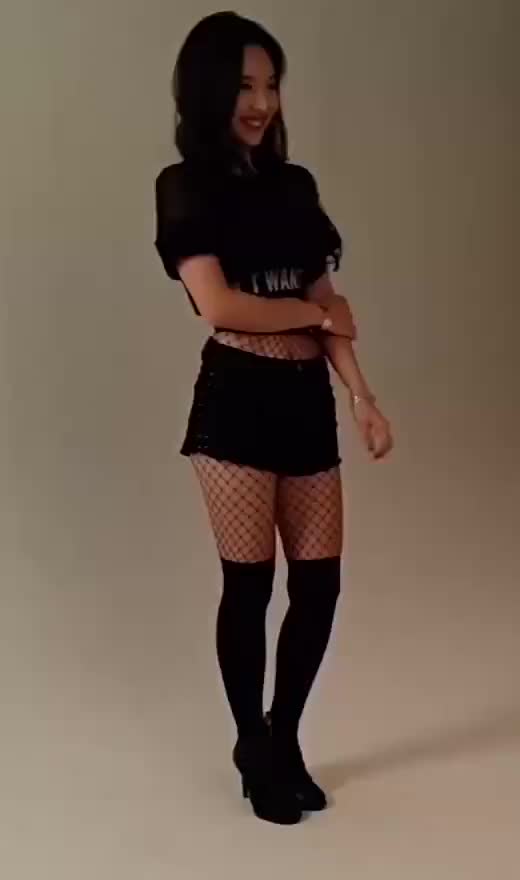 Nayeon in fishnets | Scrolller