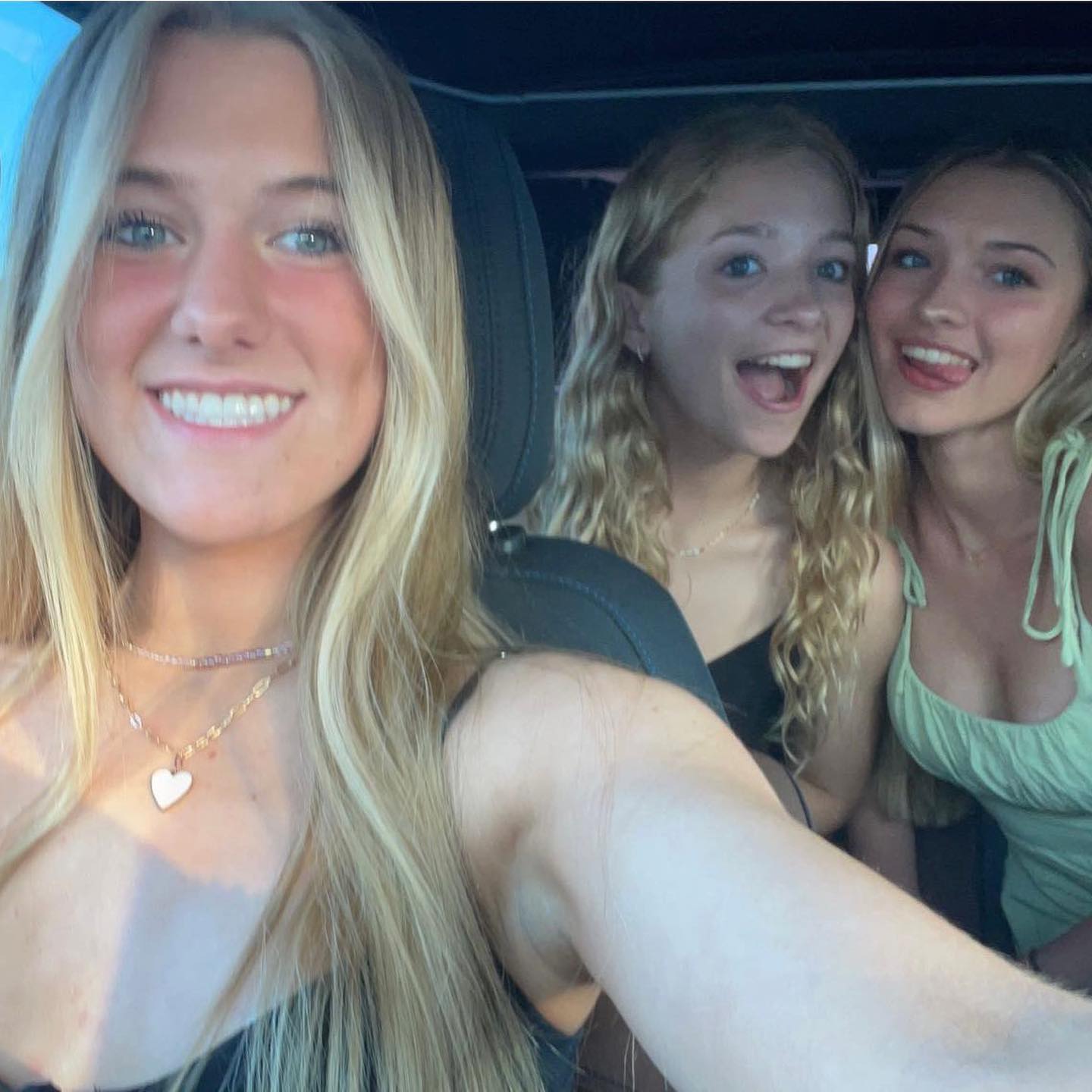 Need a ride? | Scrolller