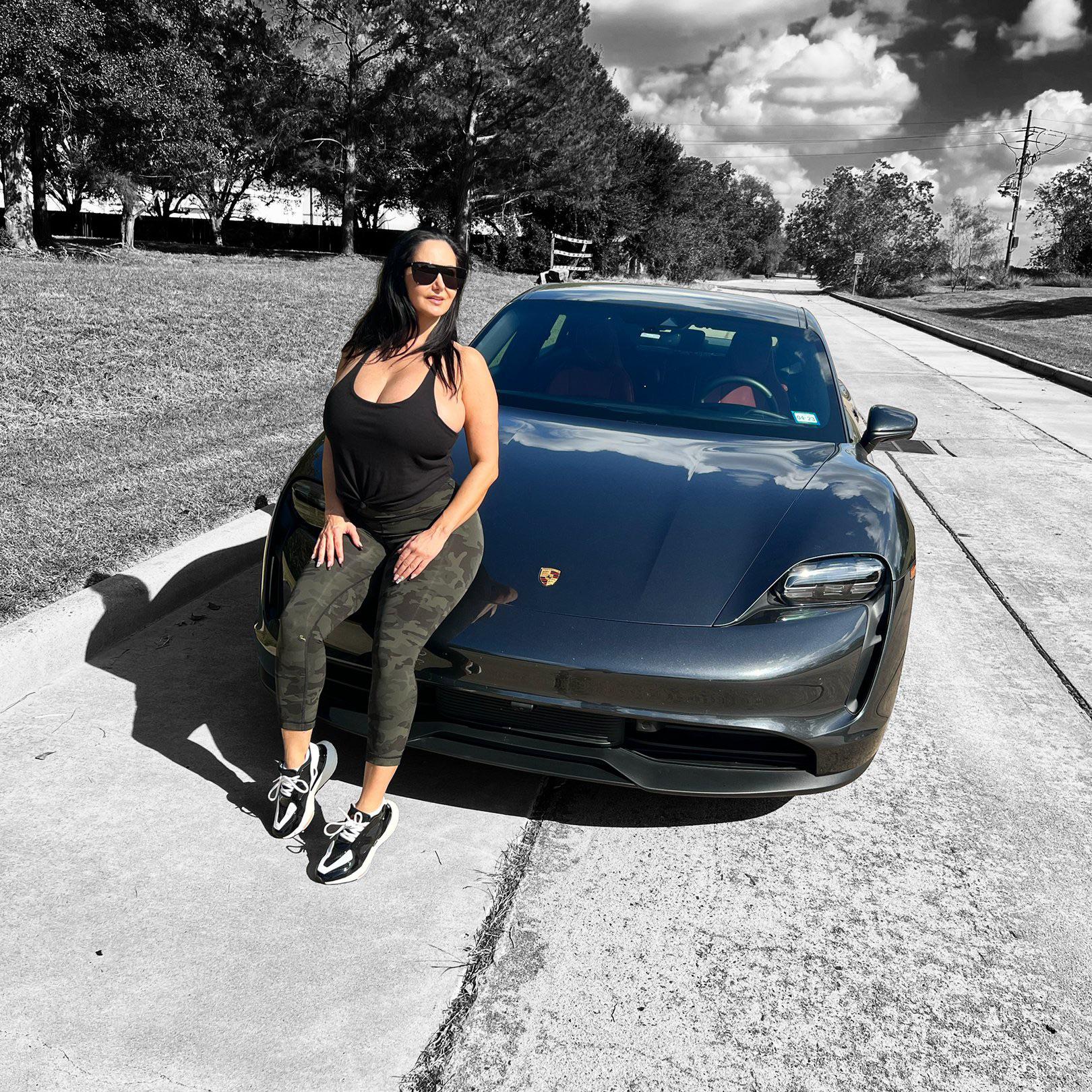 Need a ride? | Scrolller