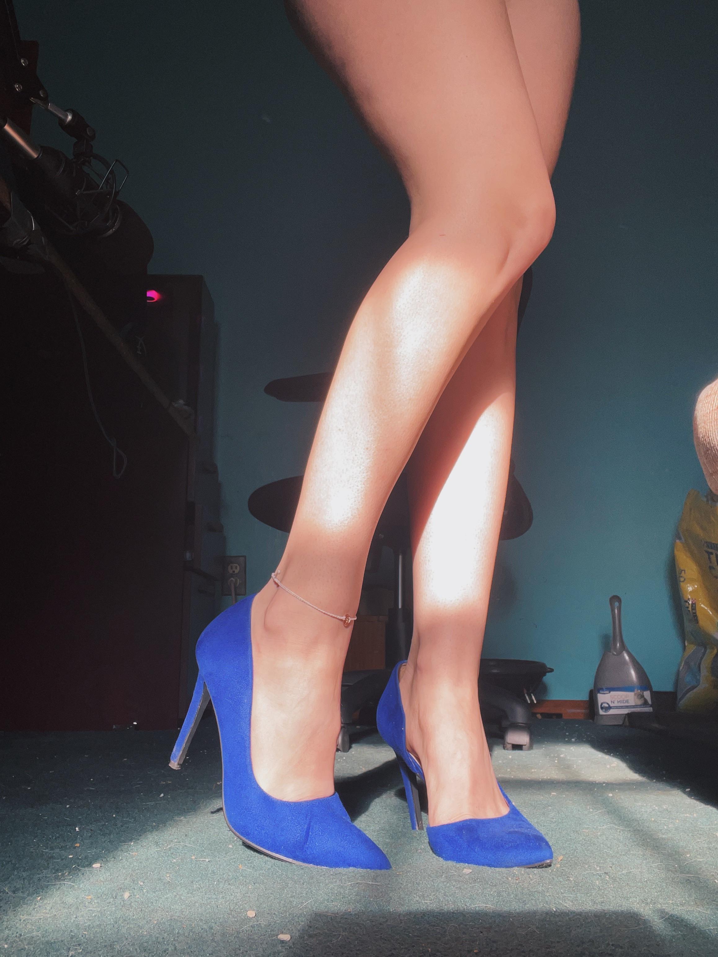 new shoes!! i love them | Scrolller