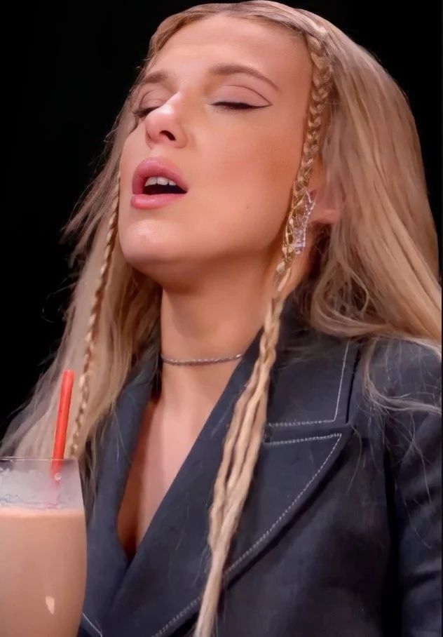 no caption needed | Scrolller