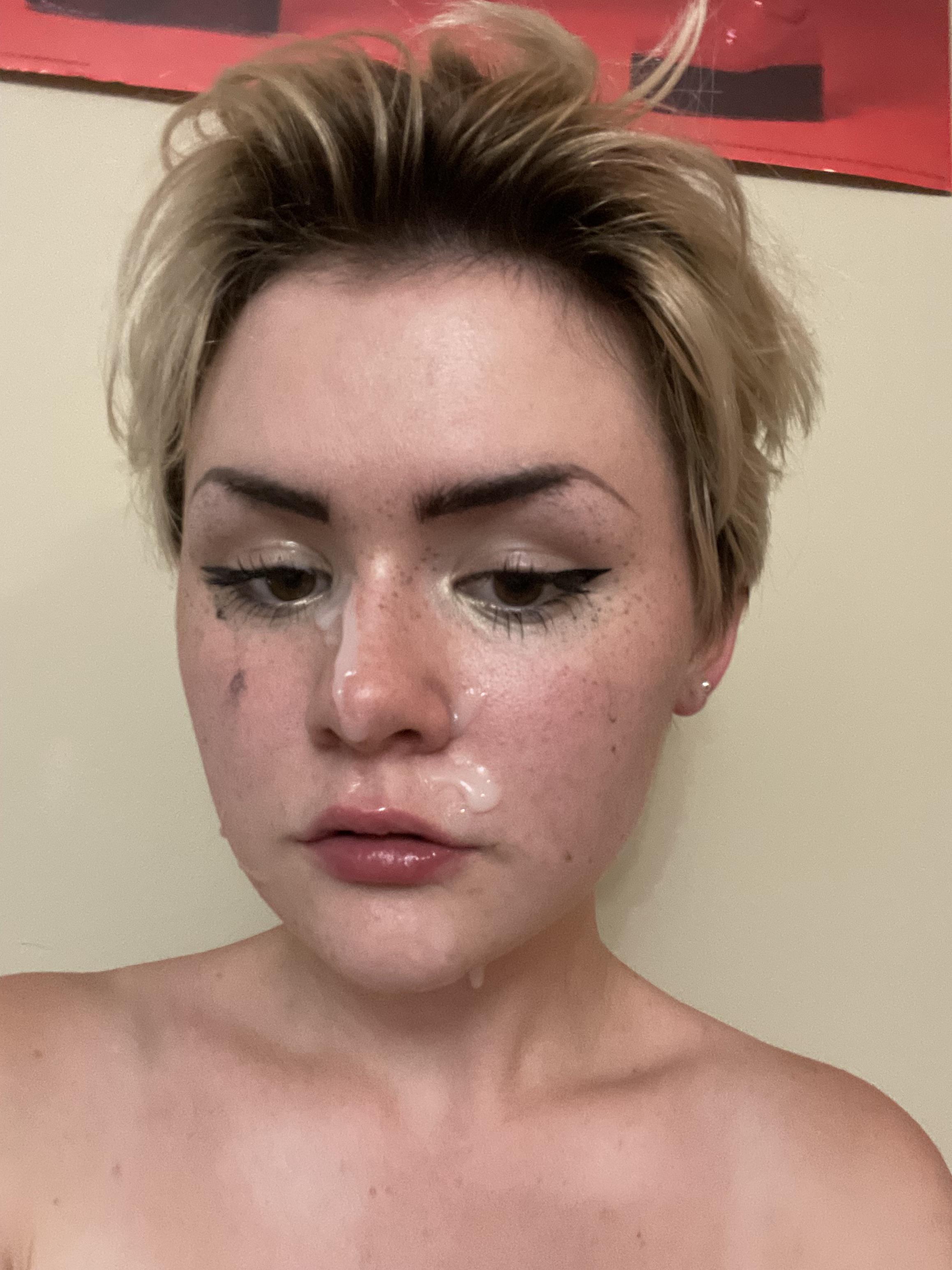 Normally I’d swallow but I like to switch it up. | Scrolller