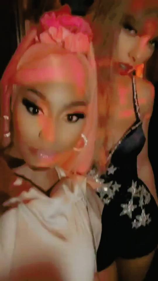 Not one, but two Queens asking you to get Gay4Tay | Scrolller