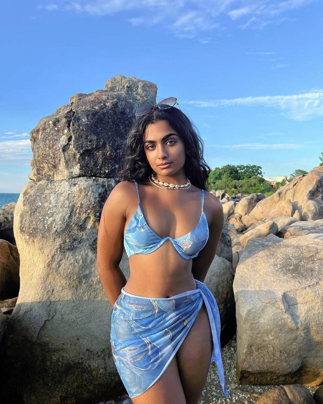 NRI Canadian Tamil Beauty in Blue | Scrolller