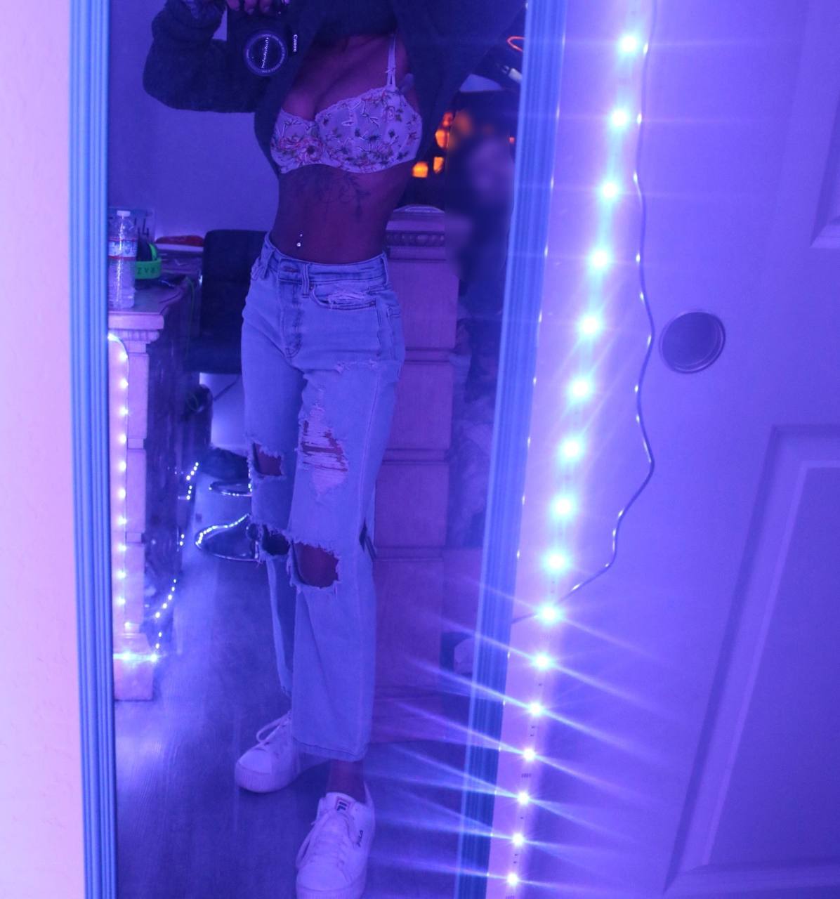 😏😏 OC | Scrolller