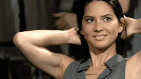 Olivia Munn Scrolller 9348