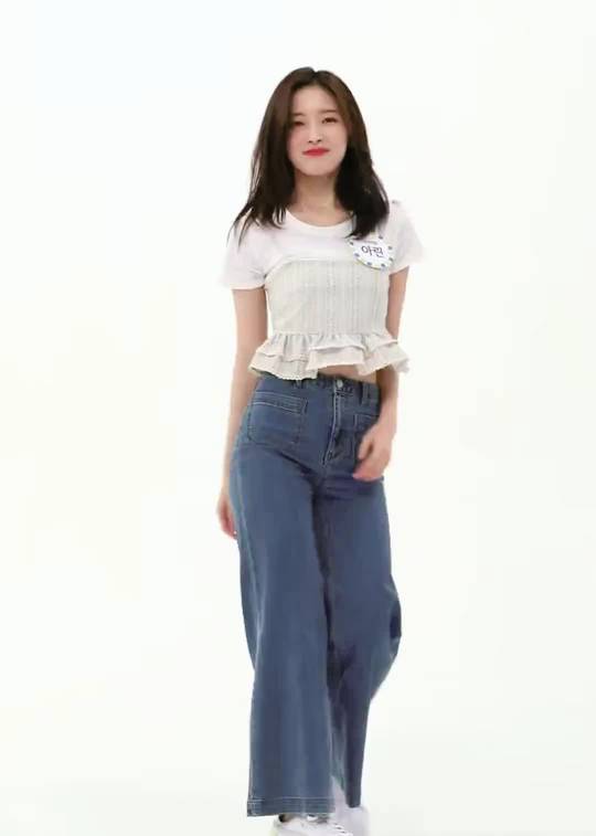 OMG - Arin weekly idol | Scrolller