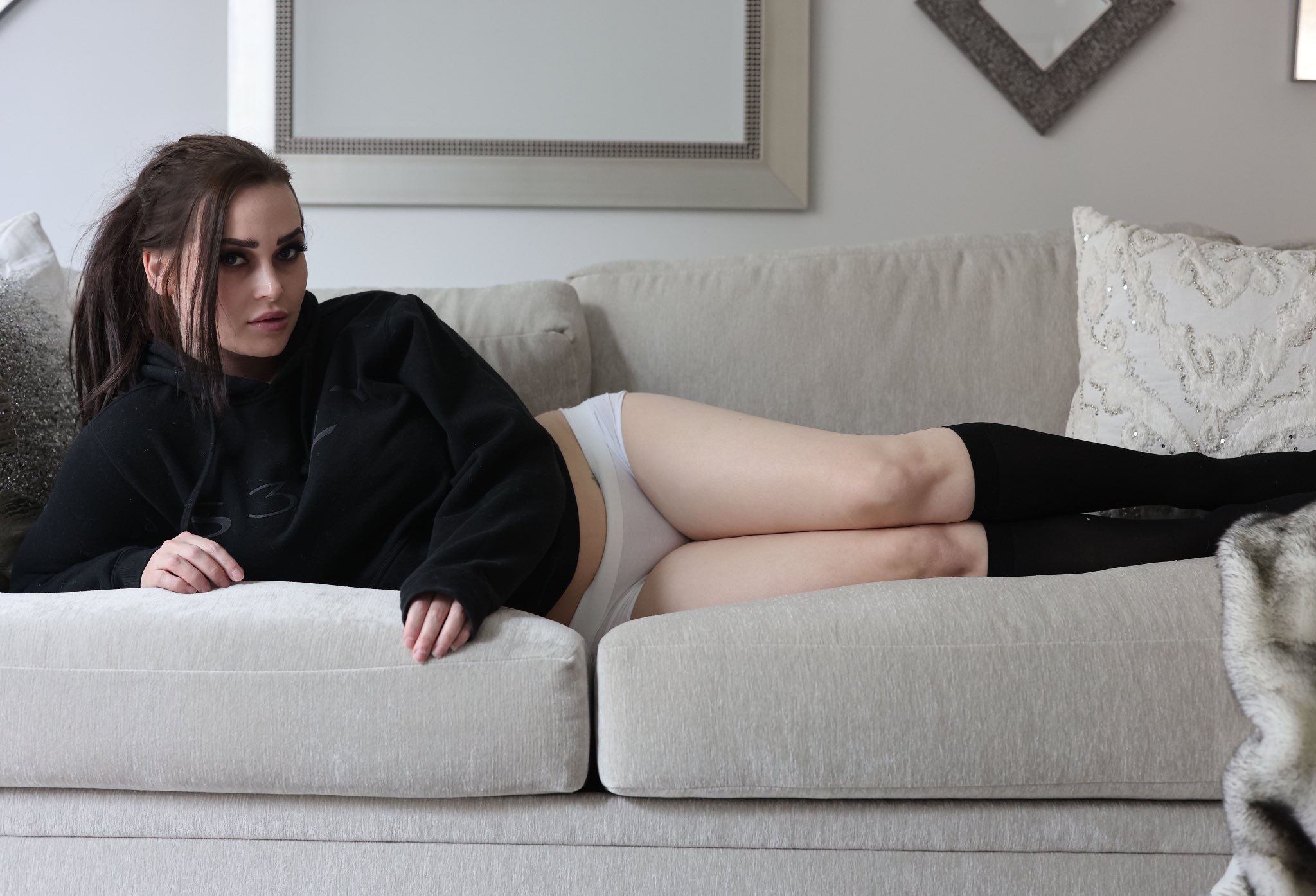 On the Couch | Scrolller