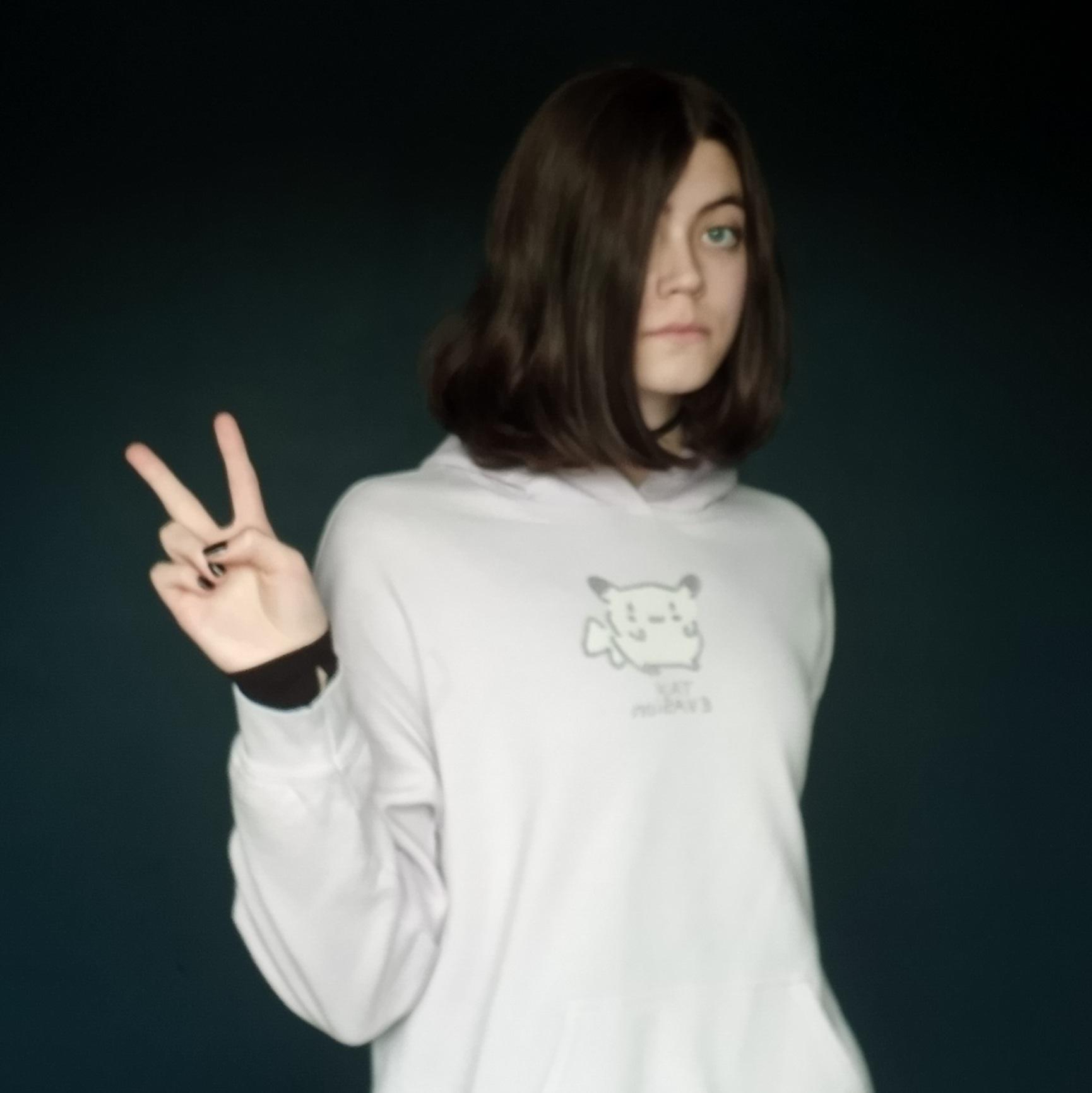 one bf to cuddle plz🥺 | Scrolller