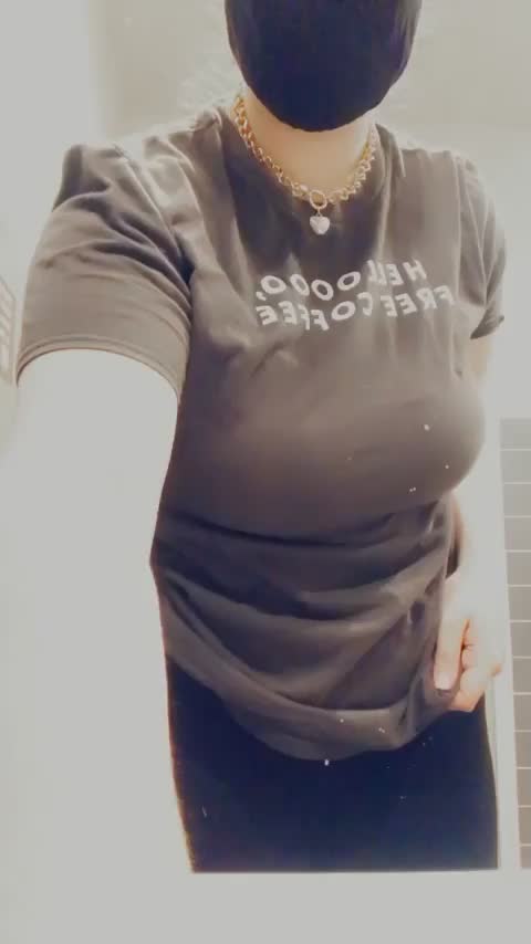 One more barista (f)un vid for the day. 🙈😈 | Scrolller