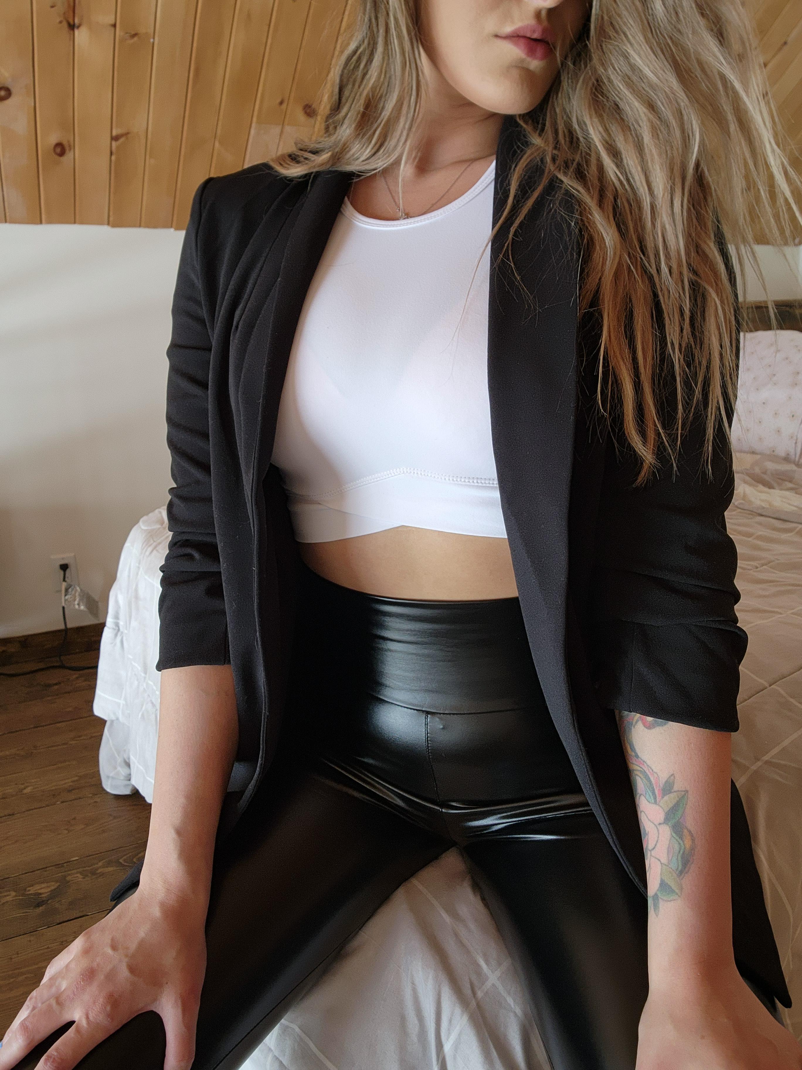 OOTD - July 28 - naughty but professional | Scrolller