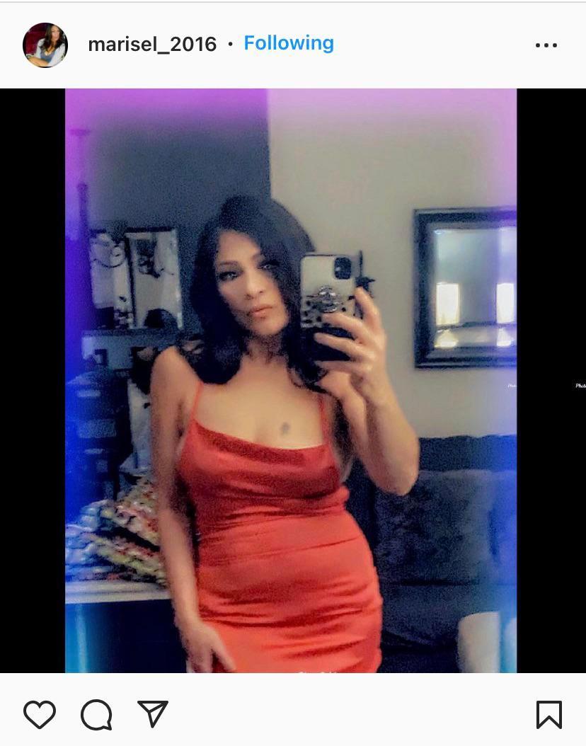 Open challenge. Someone get my aunt’z nudes and post them for me to see | Scrolller