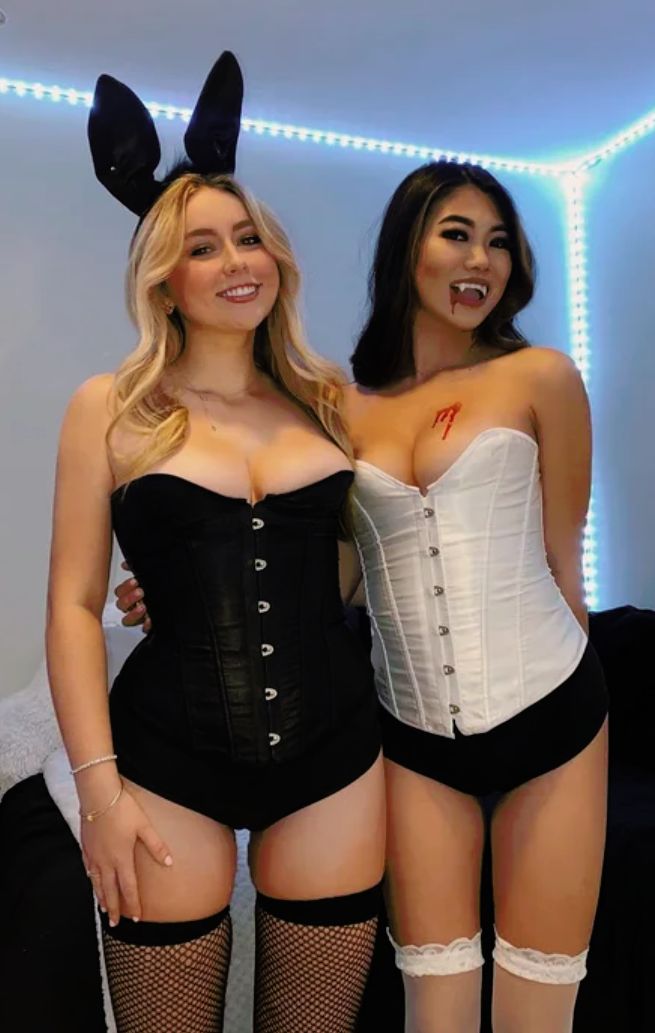 🐰 or vamp | Scrolller