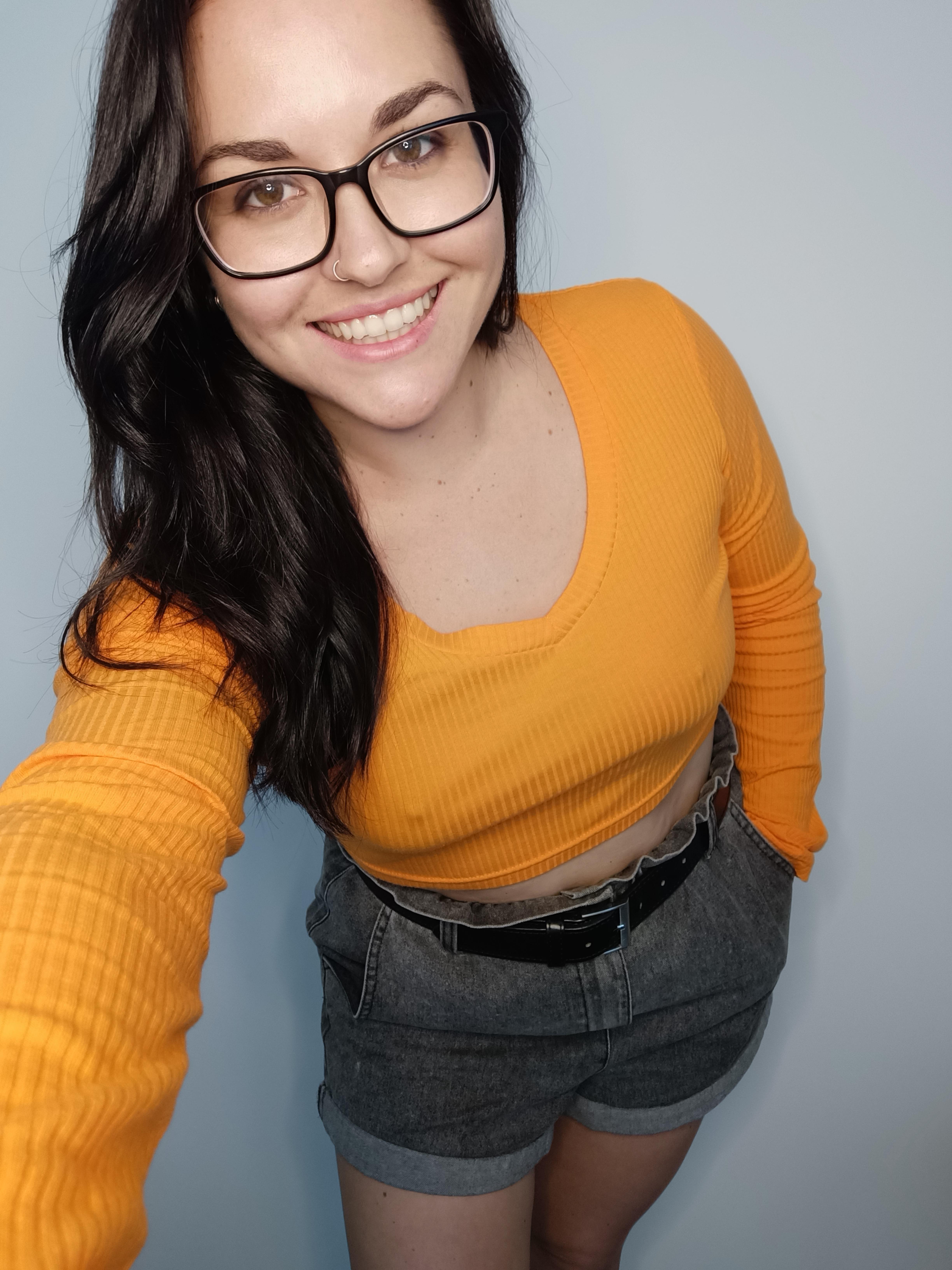 Orange you glad I wore no bra today? 🤭 [F28] | Scrolller