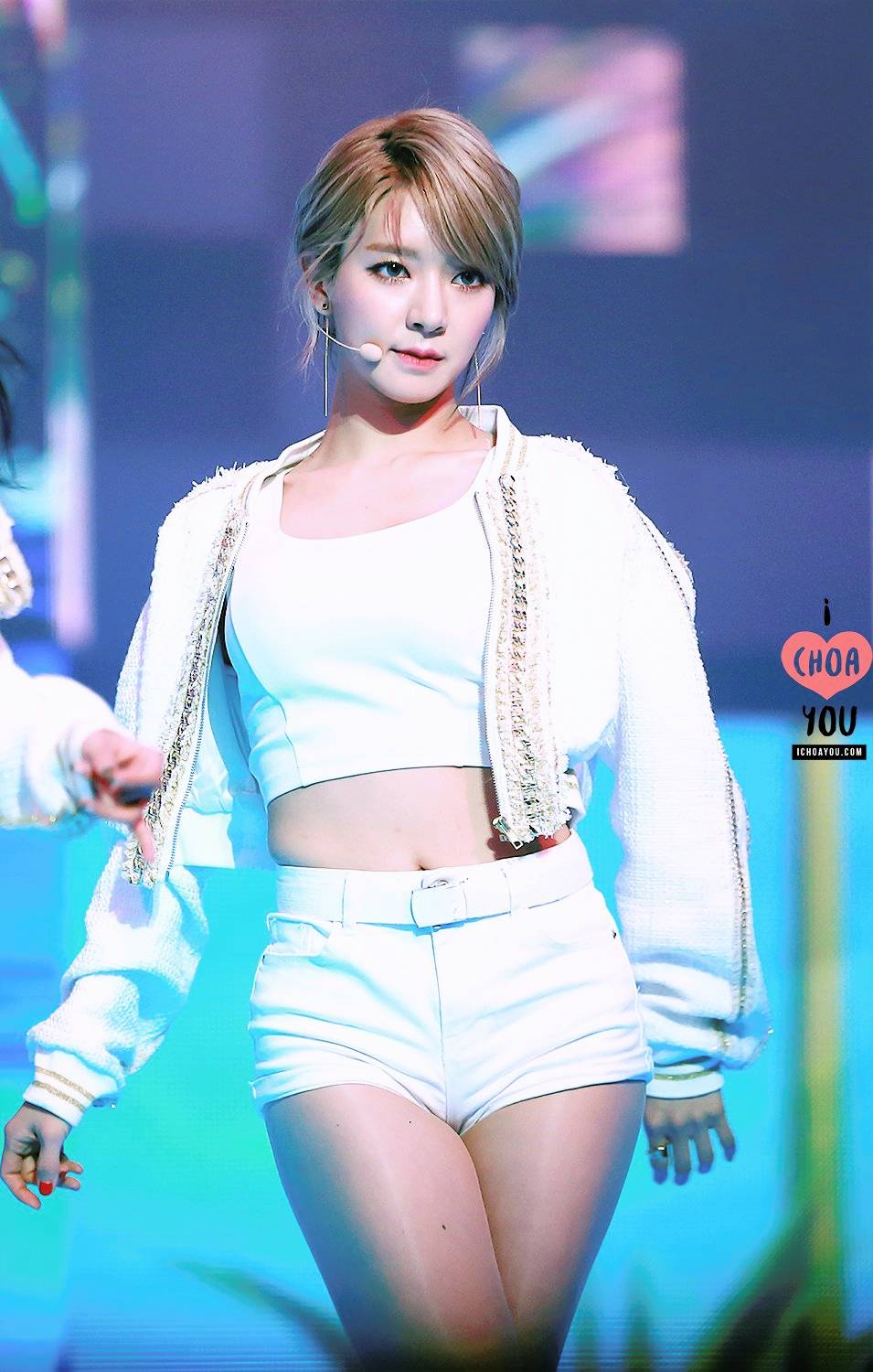 Our cute little Choa has been too quiet for too long. Let's give her the attention she deserves ...