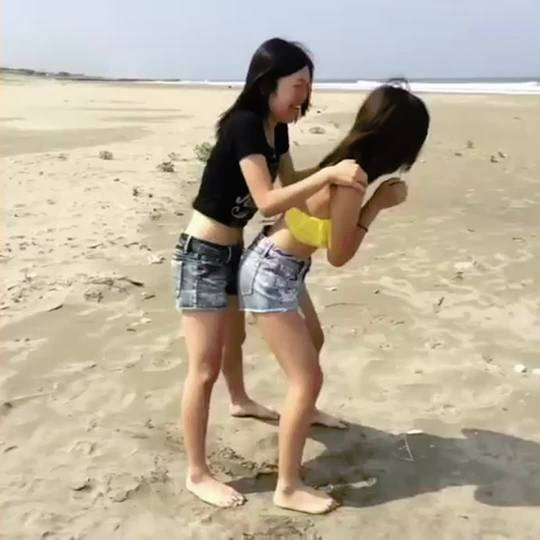 Part 1/4 of Japanese girls dry humping by the beach | Scrolller