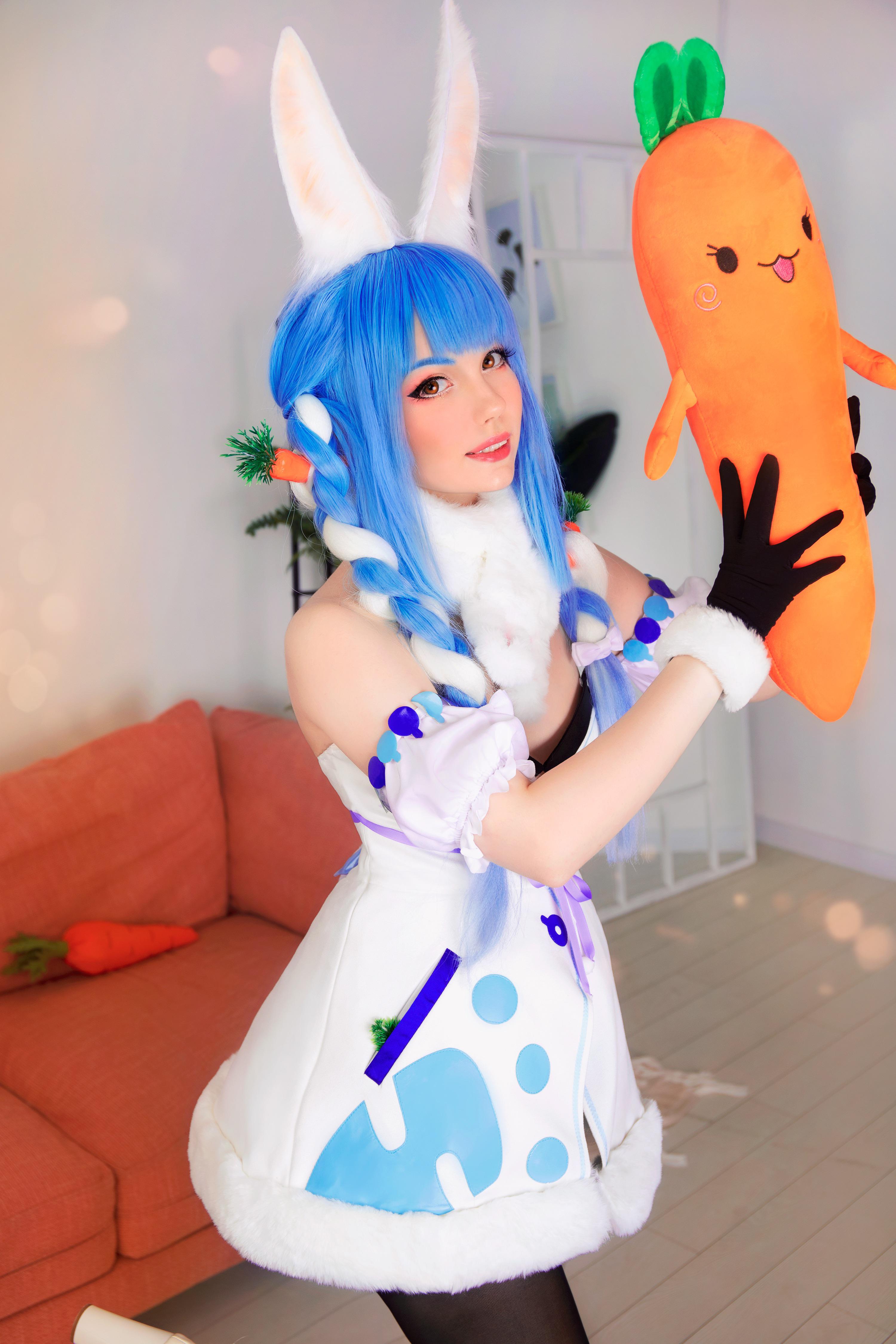 Peko peko | Scrolller