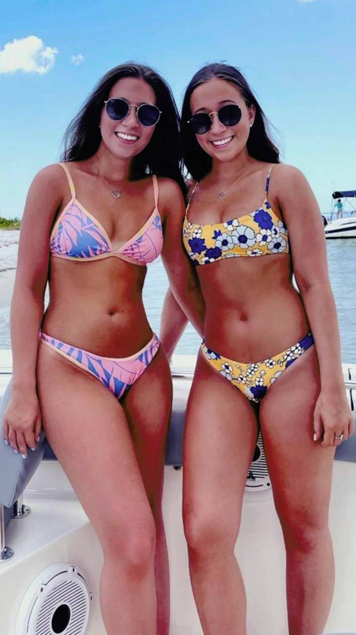 Perfect pair | Scrolller