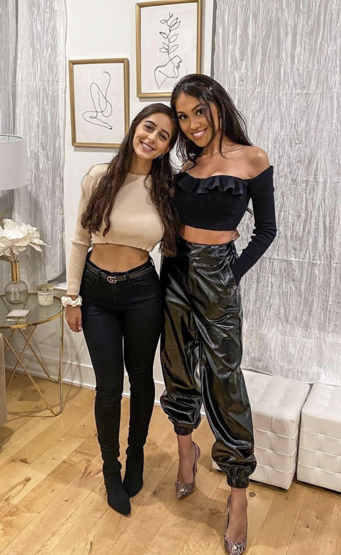 Petite or tall? | Scrolller