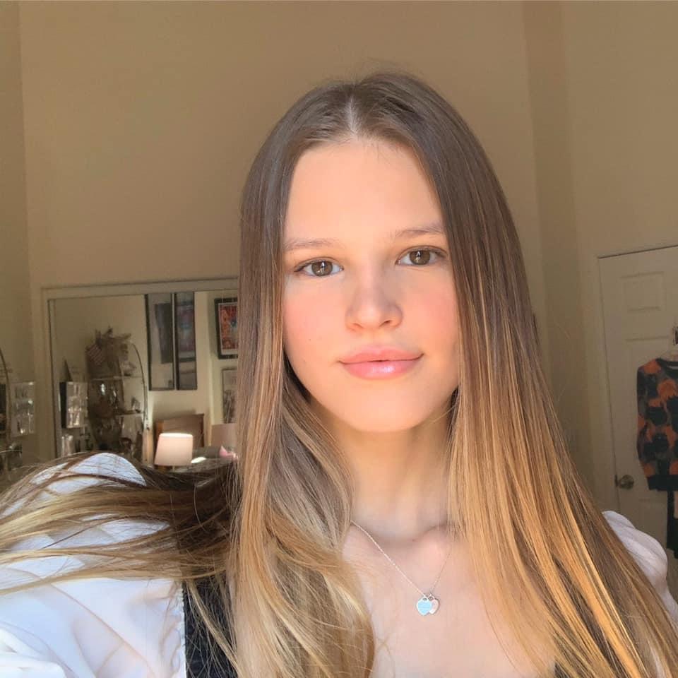Peyton 🥺 Scrolller