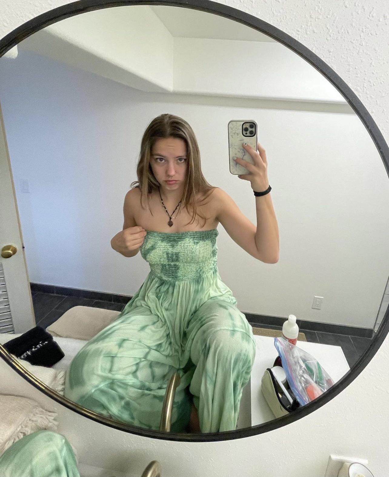 Peyton mirrow hot | Scrolller