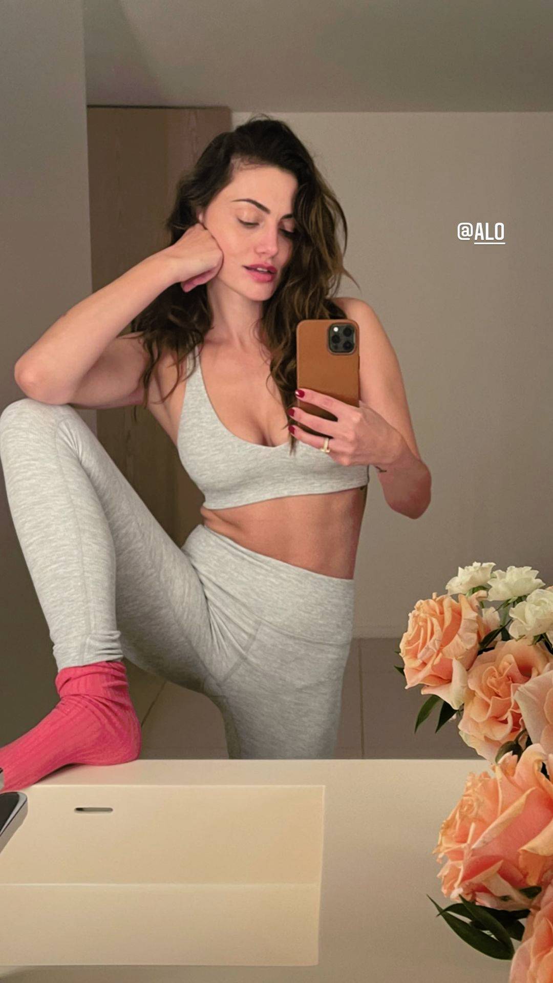 Phoebe Tonkin | Scrolller