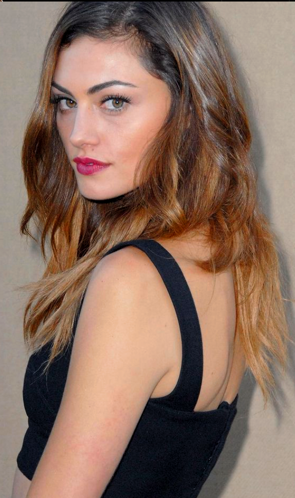 Phoebe Tonkin | Scrolller