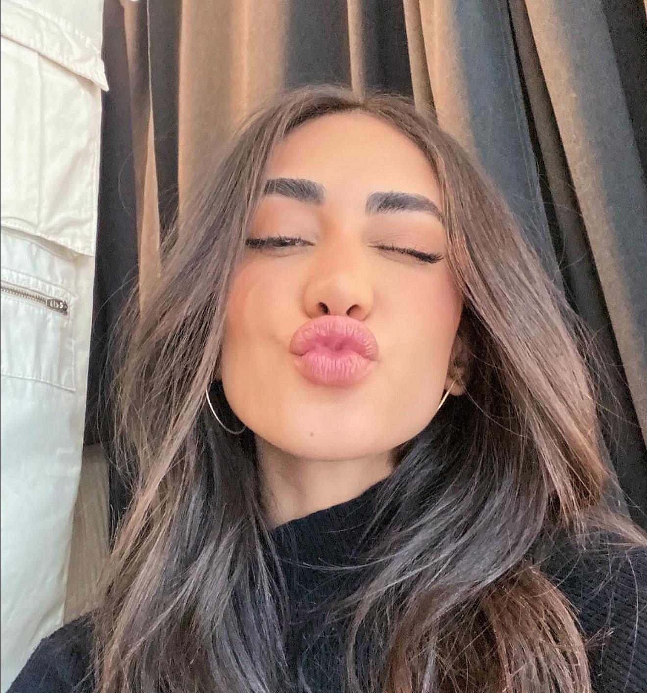 Pietra's perfect pout 🤤💋 | Scrolller
