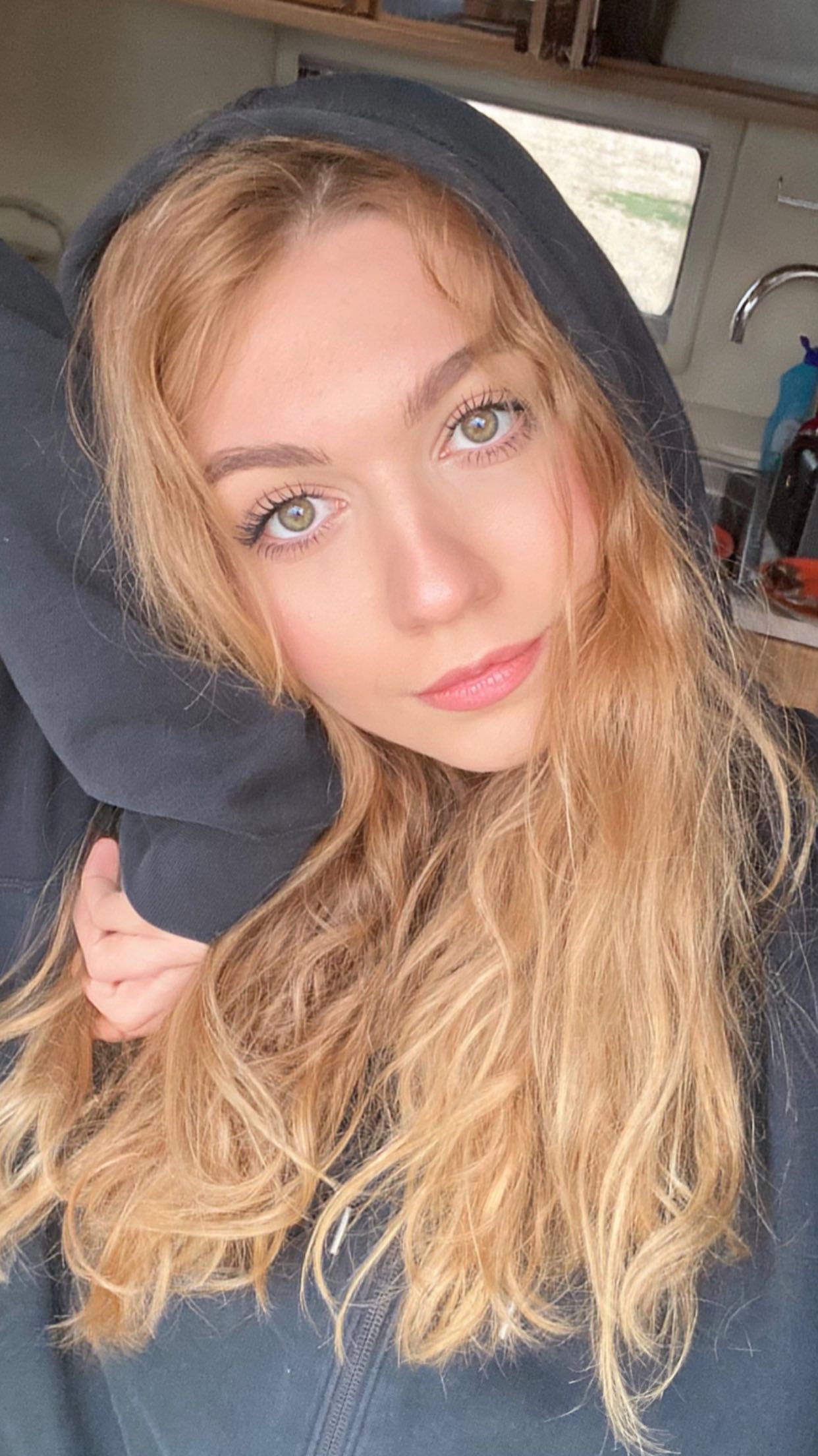 Polina T | Scrolller