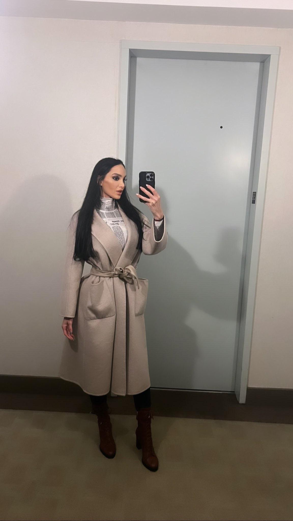 Porn comeback? | Scrolller